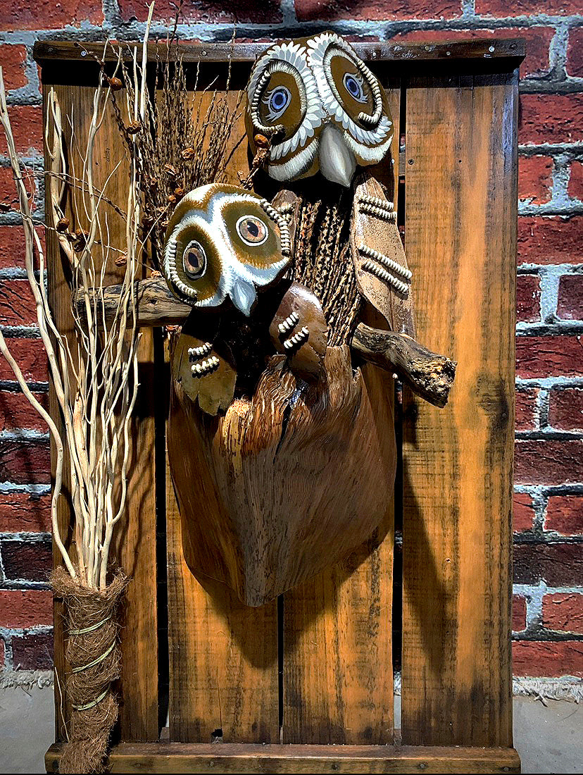 Incredible Palm Tree Anatomy Sculpture Decor – Handmade Glass Eyes