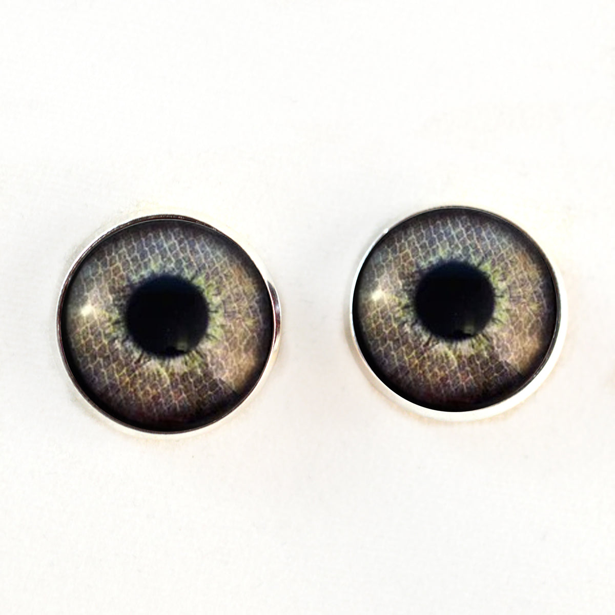 Green Sea Monster Sew-On Button Glass Eyes – Handmade Glass Eyes